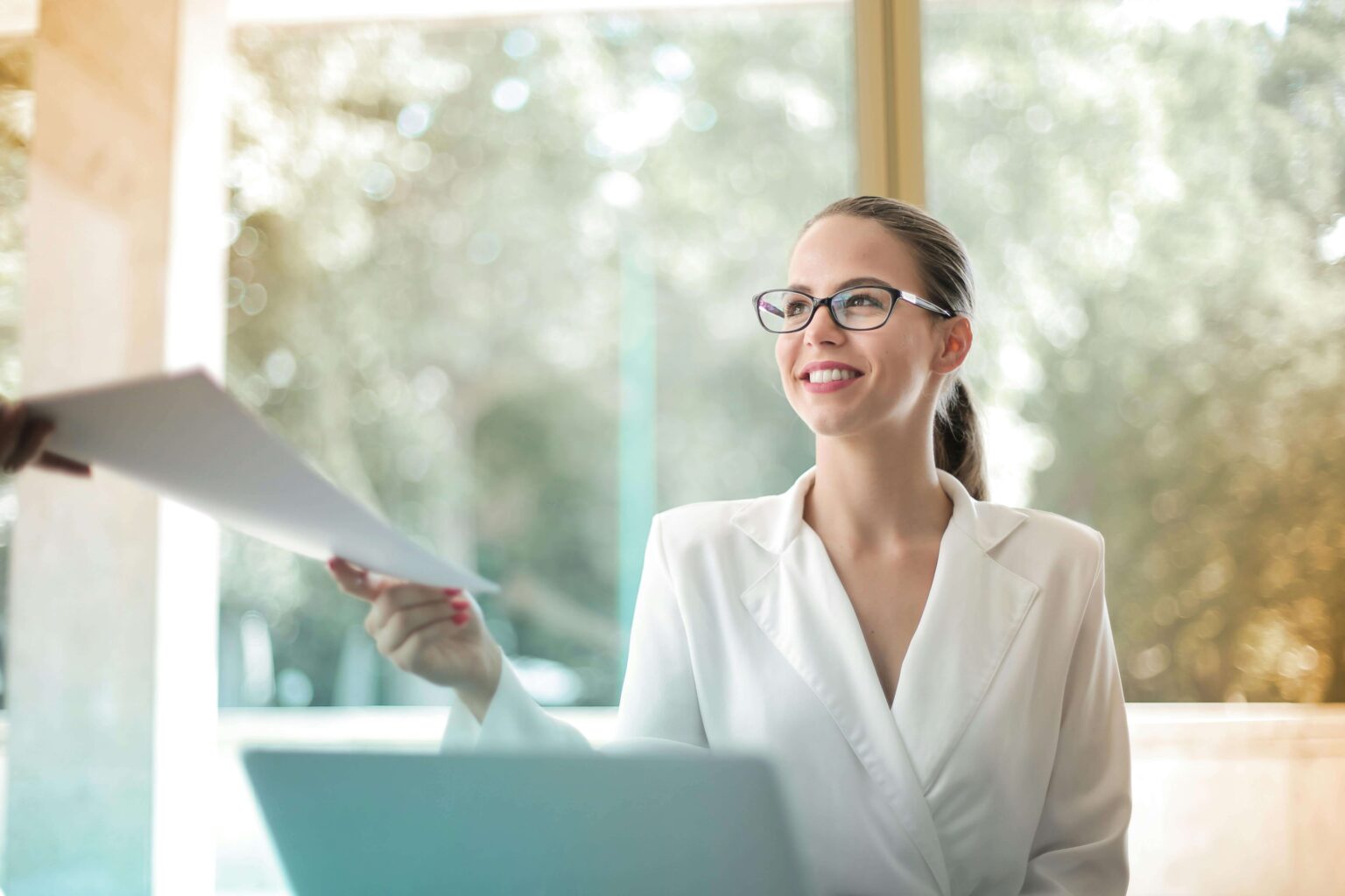 What are Contract Clauses? Definition and 24 Examples What are Contract Clauses? Definition and 24 Examples