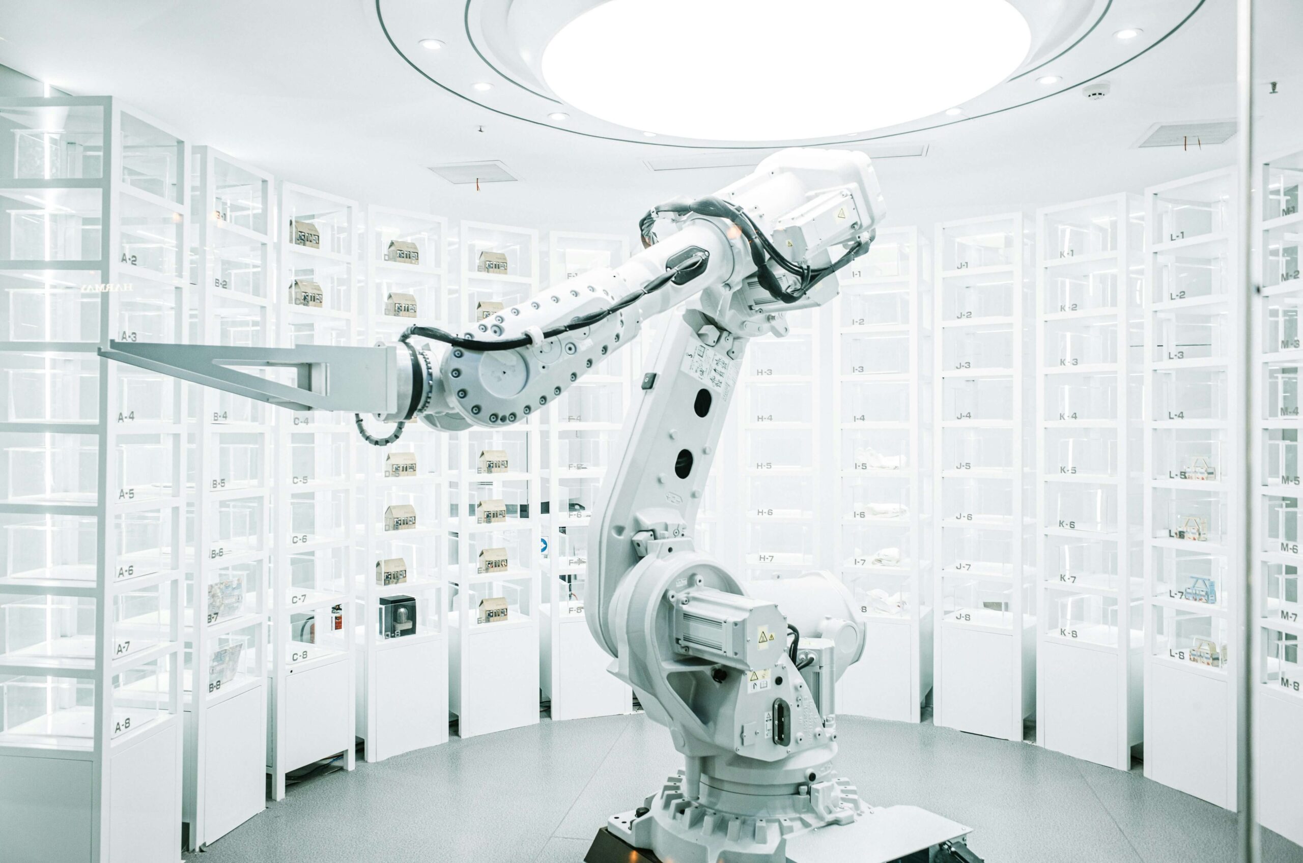 AI Contract Management Software: Key Features and Benefits AI Contract Management Software: Key Features and Benefits